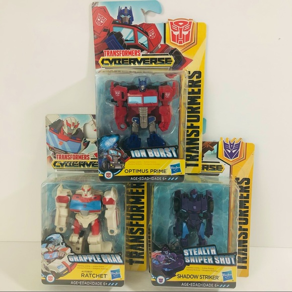 Hasbro | Toys | Transformers Cyberverse Scout Class Figures Ratchet ...